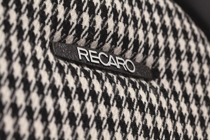 Recaro Classic LX Seat - Black Leather – StangMods LLC